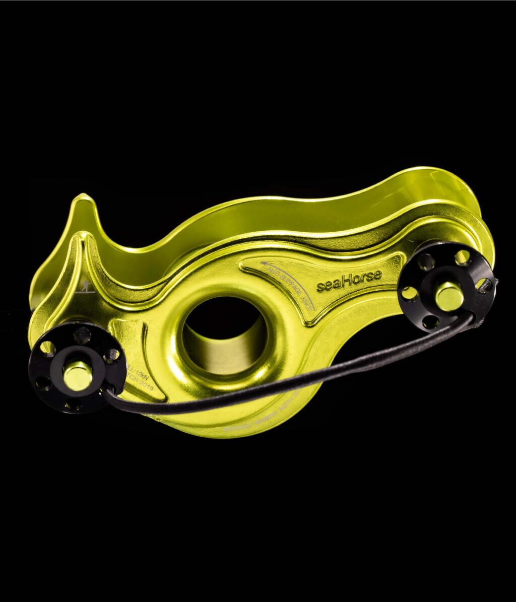 Highlining: what is it? Defying Gravity | SLACKTIVITY